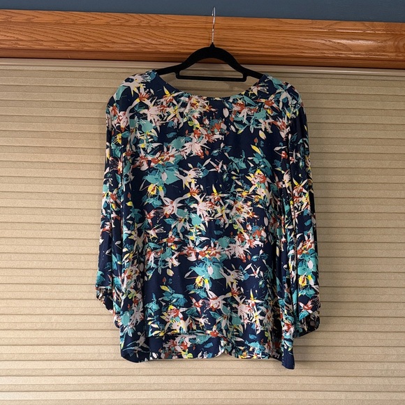 Sam & Lavi | Tops | Sam Lavi Navy Floral Blouse | Poshmark